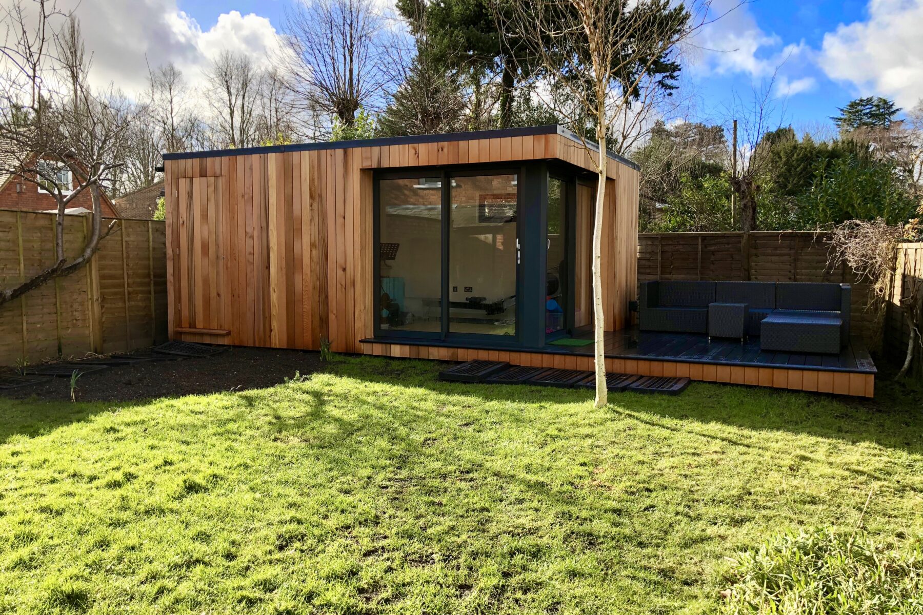 Cycling Garden Room with Storage - Vivid Green